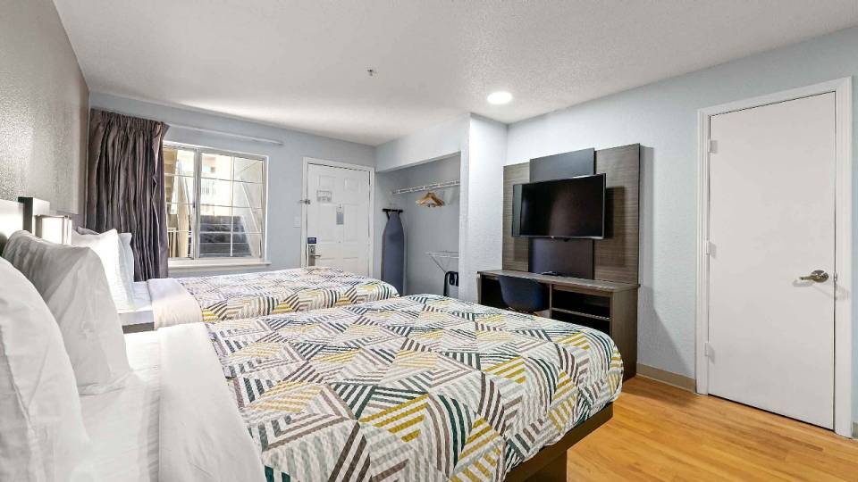 Motel 6 | Book Now and Save on Your Next Stay