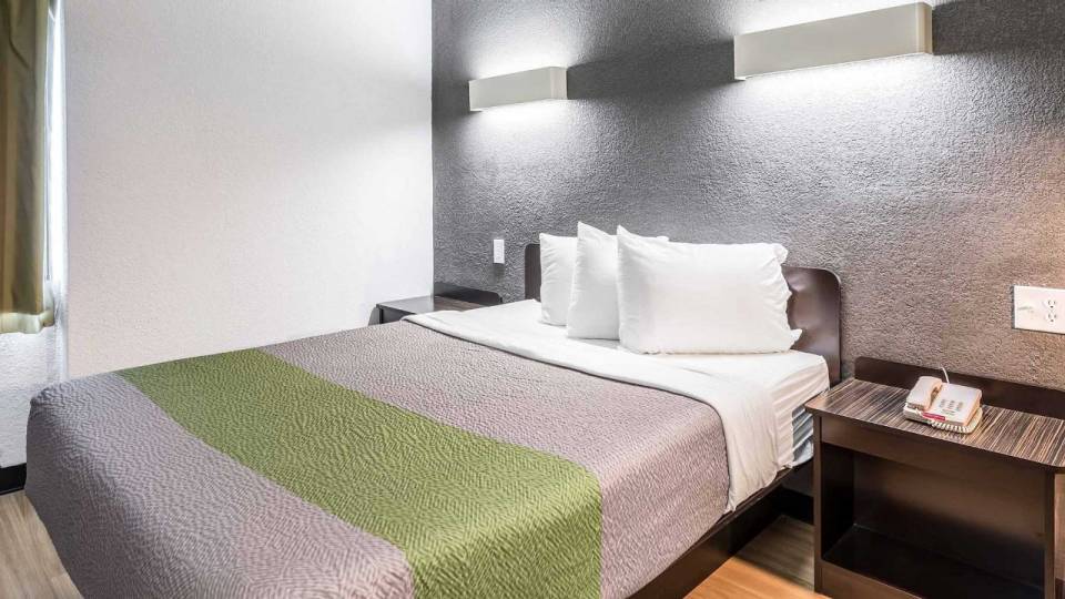 Motel 6 | Book Now and Save on Your Next Stay