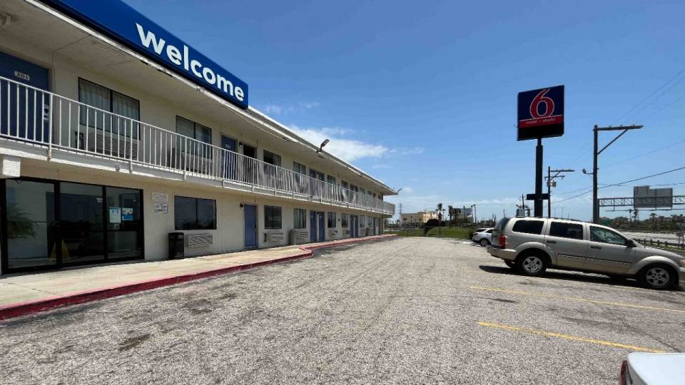 Motel 6 | Book Now and Save on Your Next Stay