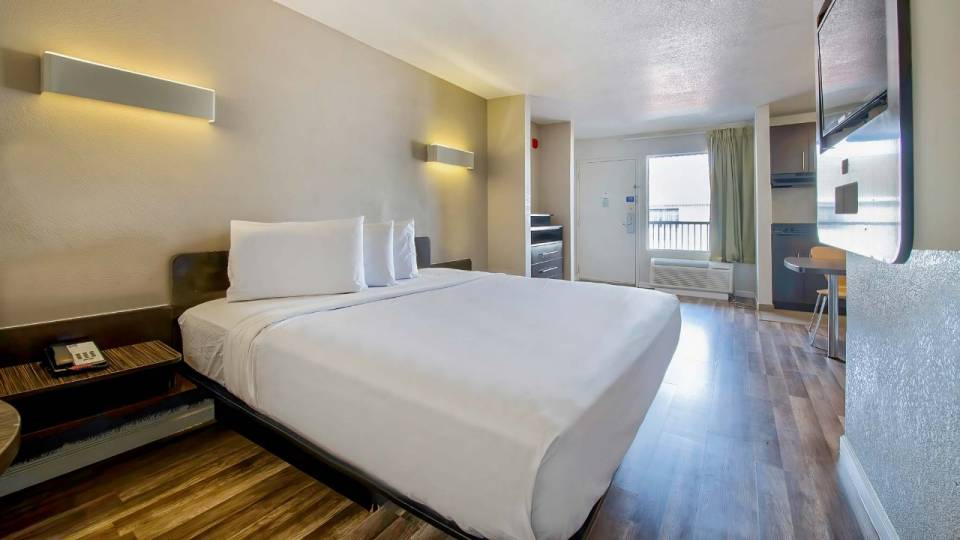 Motel 6 | Book Now and Save on Your Next Stay