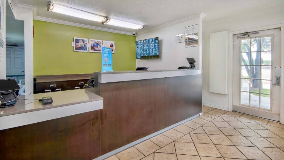 Motel 6 | Book Now and Save on Your Next Stay